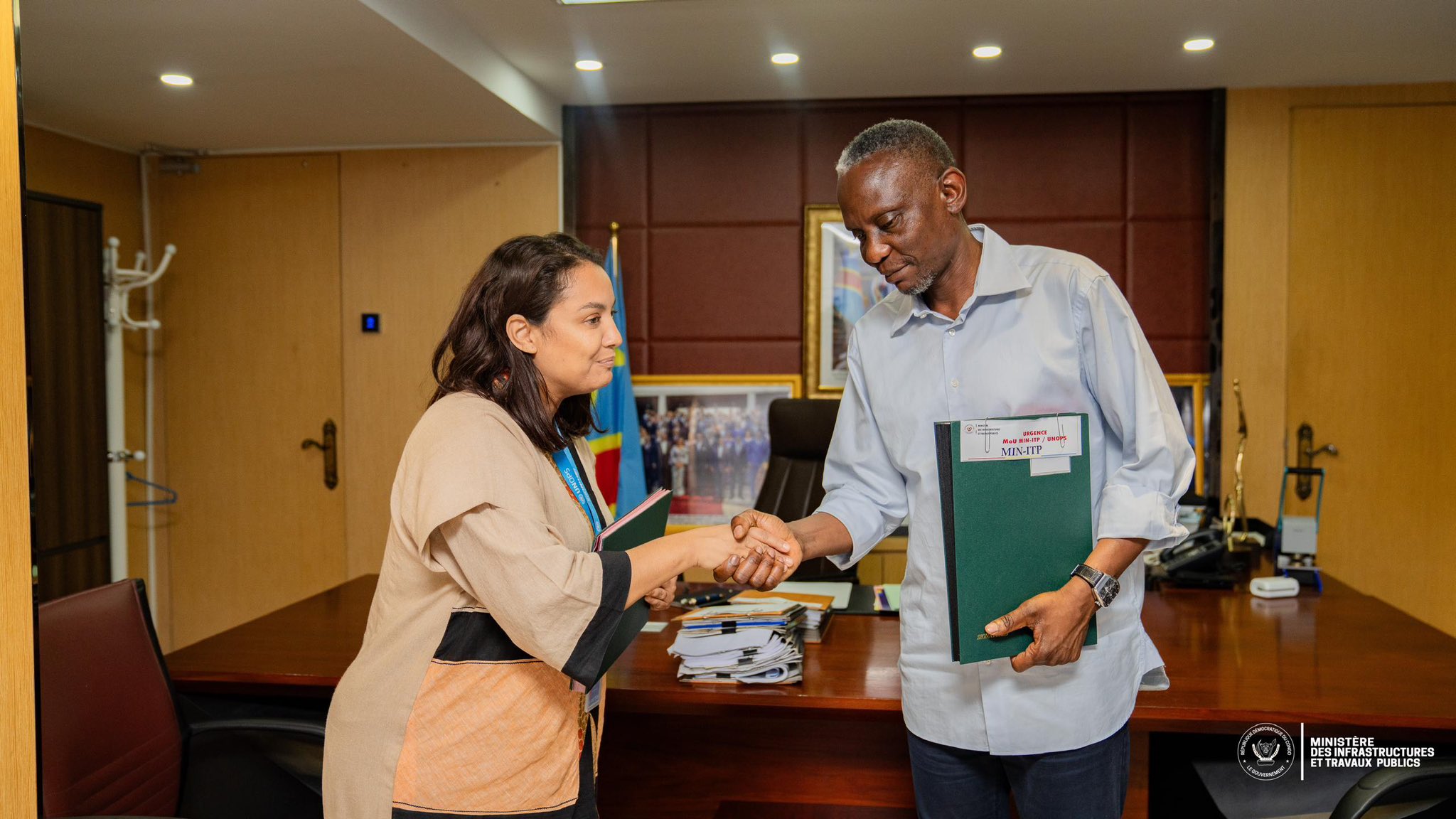 Infrastructures en RDC : un partenariat stratégique signé entre l’UNOPS ...